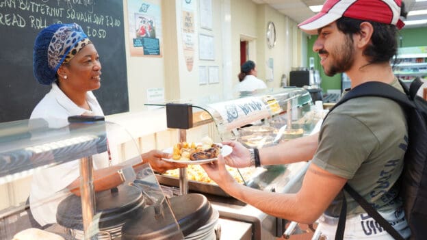 Visit - Capel Manor Gardens